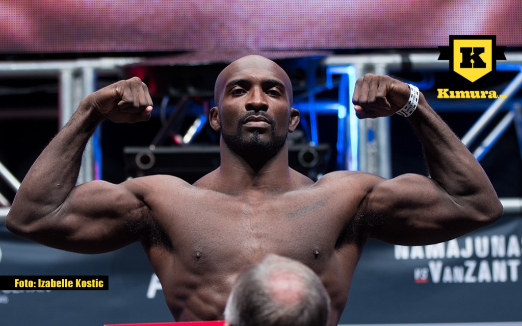 Kevin Casey skriver på för Bellator - Kimura