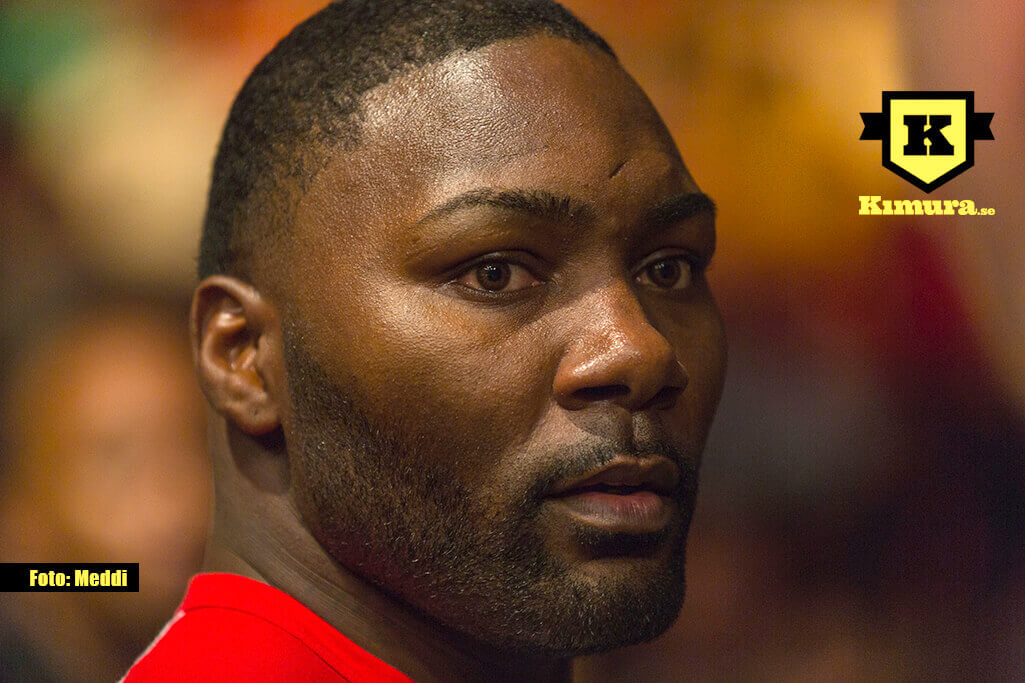 Anthony Johnson missnöjd med KO-segern: Pissdålig insats