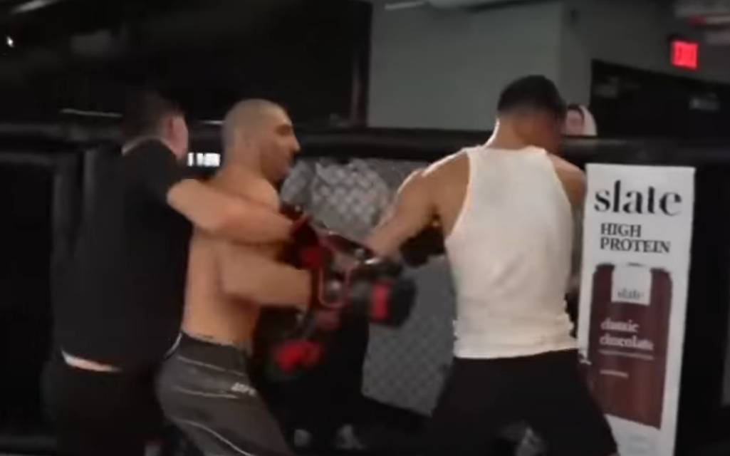 UFC stänger ner Sean Strickland mot Jake Paul